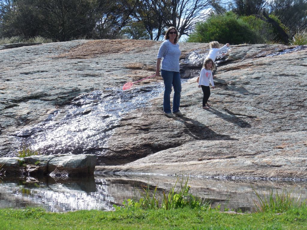 Dalwallinu and Petrudor Rocks – Let Me Be Free