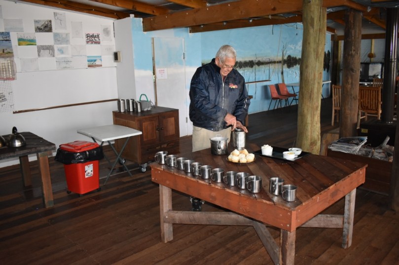 Ten on Ten: Boshack Outback, getting off the grid – Let Me Be Free