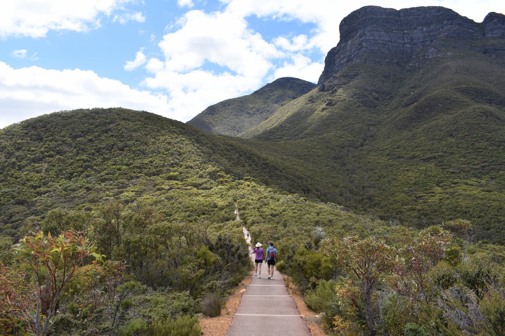 Climbing Bluff Knoll – Let Me Be Free